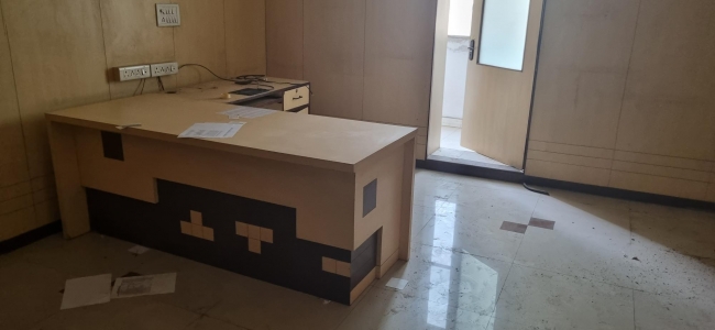 Office Furniture & Fixture